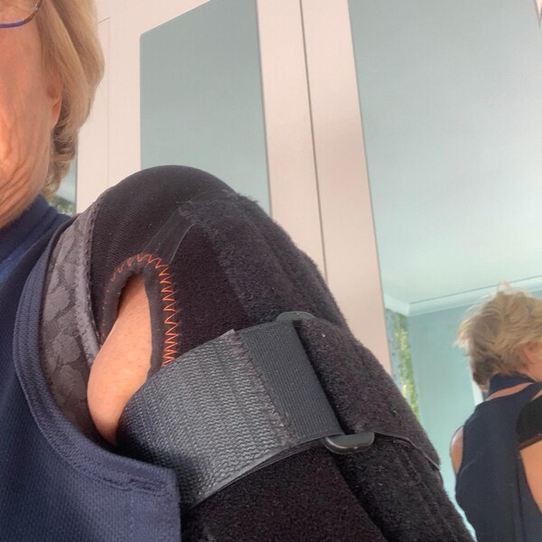 3/4 Sleeve Ladies Bed Jacket. Rotator Cuff/shoulder Surgery Rehab Wear ...