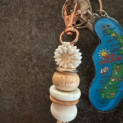 Sage Floral Arch Keychain Keys Accessories Silicone Beaded Keychain ...