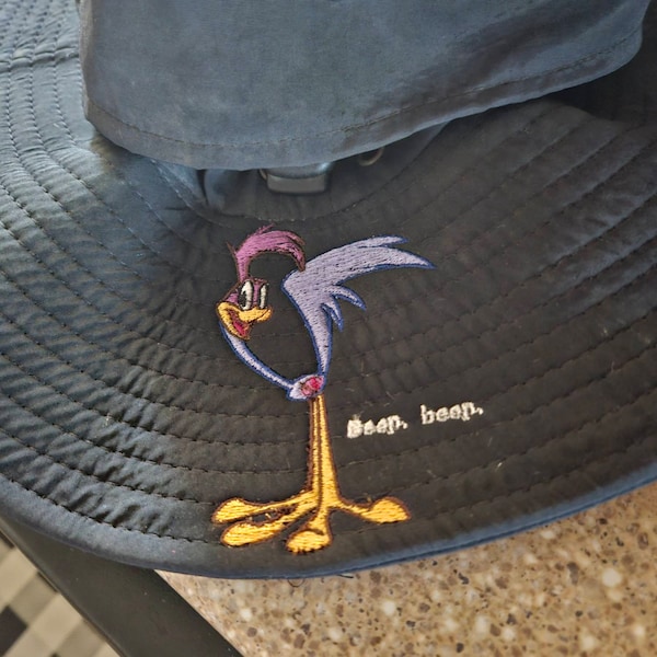 Fast and Quirky Roadrunner Embroidery Design, Roadrunner Embroidery ...