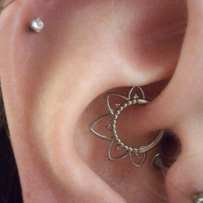 14K Solid Gold Bee Rook Piercing/eyebrow Ring/16g Rook Barbell/curved Barbell/rook Earring ...