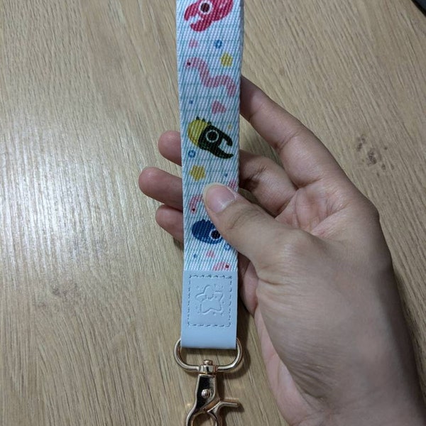 Bug Buddies Lanyard Cute Isopod Insect Nature Wristlet Isopod Hercules ...