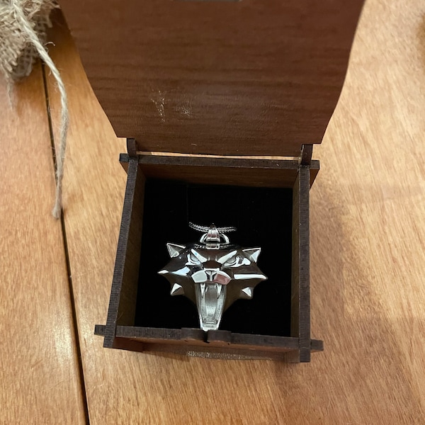 925 Sterling Silver Cat School Medallion Necklace Elegant Gaming Relic ...
