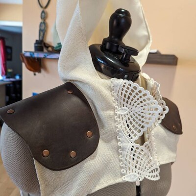 Hooded Half Vest Sewing Pattern, LARP Rogue Pattern, Medieval Villain ...