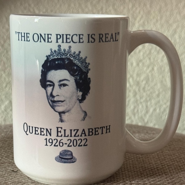 The ONE PIECE is REAL! -queen Elizabeth (sweatshirt) - Etsy