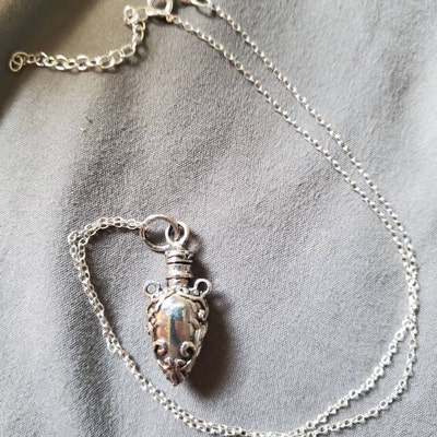 Keya Flower Perfume Bottle Necklace Tiny Spoon Aromatherapy Pendant ...