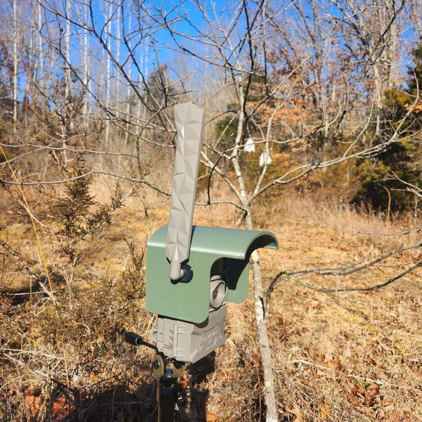 SPYPOINT Flex-m Cellular Trail Camera Snow Ice Rain Sun Glare ...