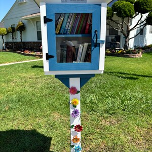 LITTLE FREE LIBRARY® Post and Topper Kit, Amish Crafted, Support the ...