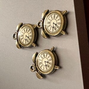 Miniature Robot Toy 3cm Mini Robot Plastic Figurine Dollhouse Miniature ...