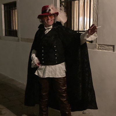 THE COUNT SHIRT Black Rayon - Etsy