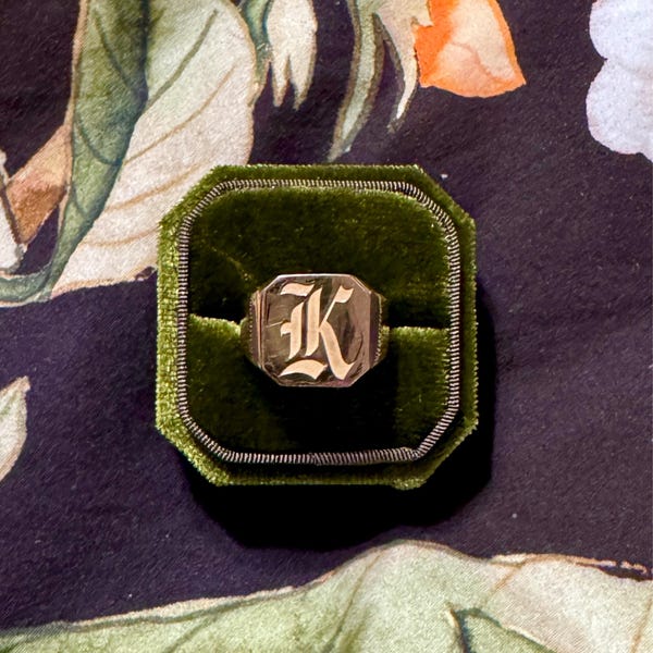 Velvet Ring Box by Caitlyn Minimalist • Dainty Engagement, Wedding Ring ...