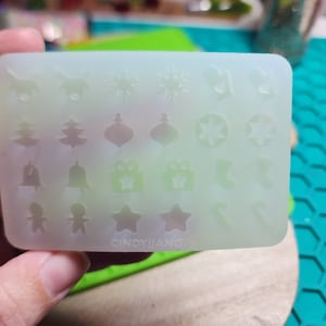 Name Tag Shaker Mold Key Tag Two Types Keychain Shiny Silicone Mold for ...