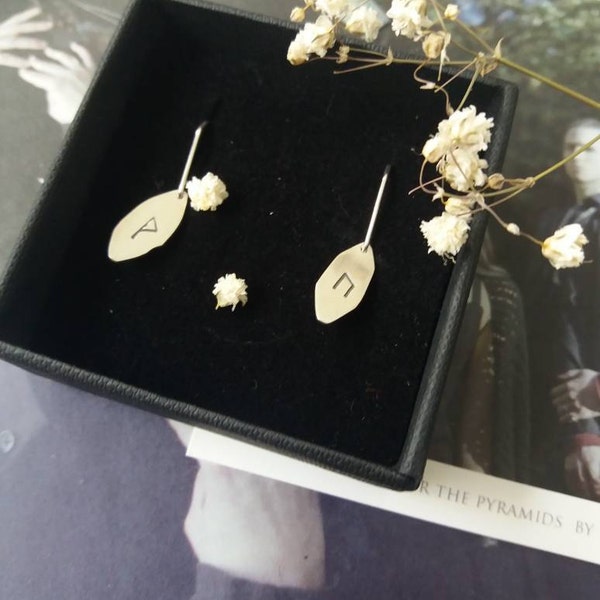 Seidr. Runic Talisman. Medieval Runes of Healing & Magick. Bespoke ...