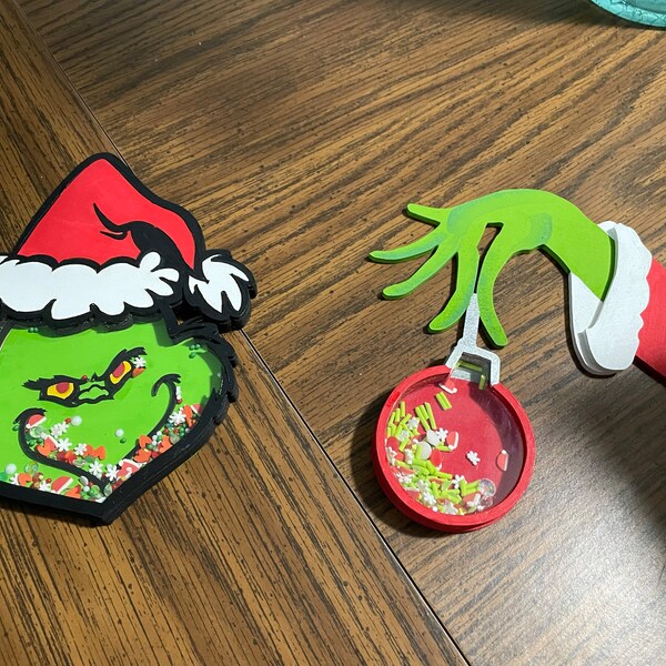 Grinch Pens, Grinch Badge Reels, Grinch Key Chains, Grinch Beaded Key ...