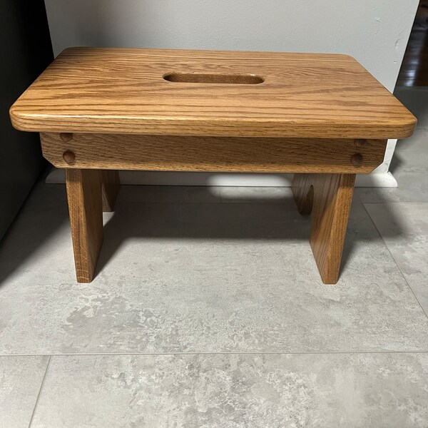 Amish Handcrafted Solid Wood Step Stool Footstool A Step Above the Rest ...