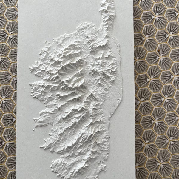Matterhorn 3D Relief Map – Light-colored Concrete Mountain Sculpture ...