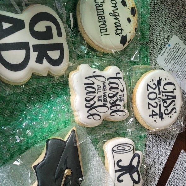 Graduation Cookies Class of 2026 Gift Grad Cookies Personalized W/name ...