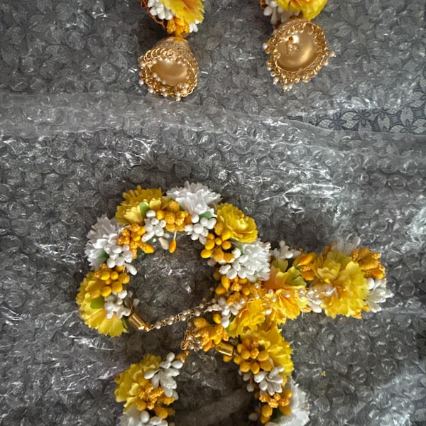 Red Bridal Shells Haldi Floral Jewelry Mehendi Floral Shells Jewelry ...