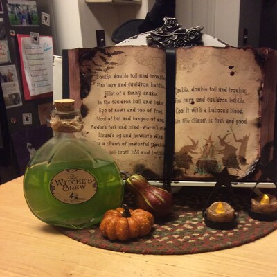 The Cackling Cauldron BOS Left Handed Magic Set of 4 - Etsy