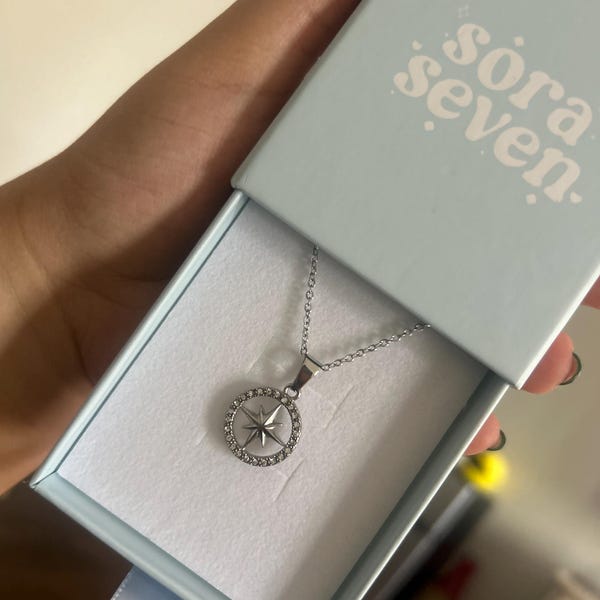 SKZ Compass Necklace - Etsy