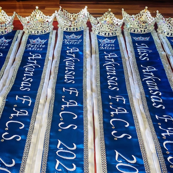 Custom Embroidered Sash/ Monotype Corsiva Font - Etsy