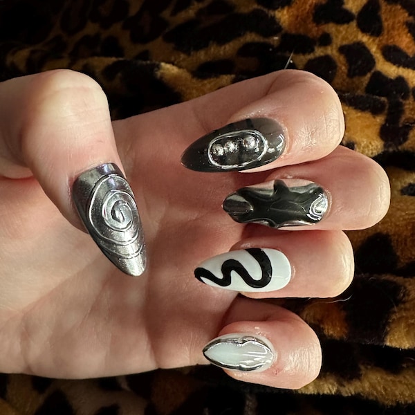 3D Sun Star Gothic Press on Nails Short Almond Nails/green Nails/gothic ...