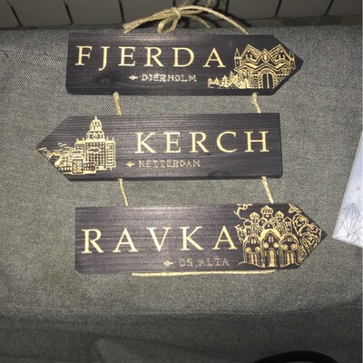 Six of Crows Wooden Signs, Handmade Wood Engraved, Inspired by the ...