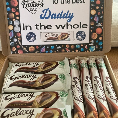 Kitkat Chocolate Bouquet With Personalised Gift Tag, Kitkat Gifts ...