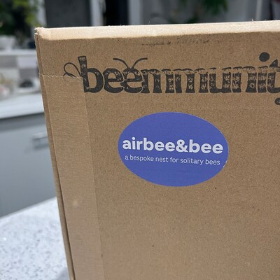 Airbee&bee Pollinator Hotel Interactive Home Pollinators Watch Bees Grow Wooden Garden Nest Box ...