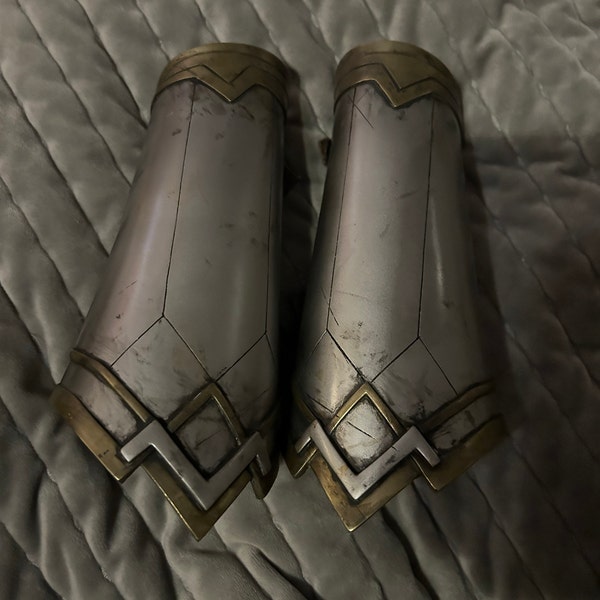 Xena Warrior Princess Armor, Skirts, and Corset W/ Chakram - Etsy