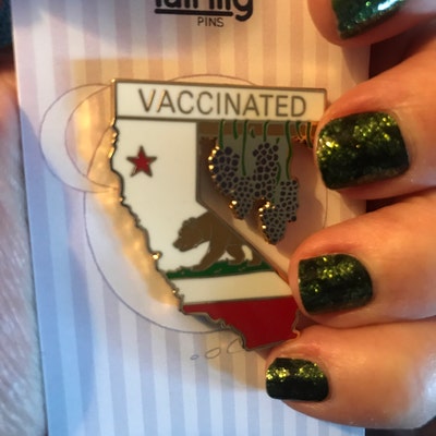 Floral Rabbit Pin, Kawaii Rabbit Gardening Pin, Bunny Pin, Easter Pin ...