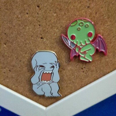 Shy Guy SCP 096 Hard Enamel Gold Pin - Etsy