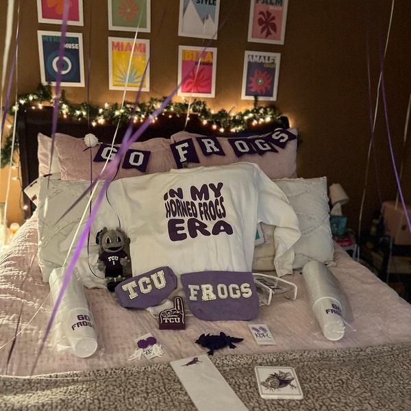 Personalized Name, Custom Dorm Room Pennant, Roommate, Dorm Decor ...