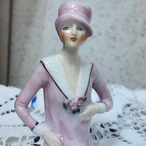 Art Deco Sitzendorf German Porcelain Lustre Glaze Pierrot With Mandolin ...