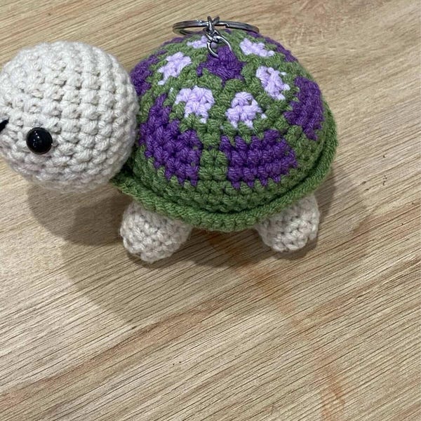 Crochet Car Hanging Plant Pattern – Cute Rearview Mirror Decor ...