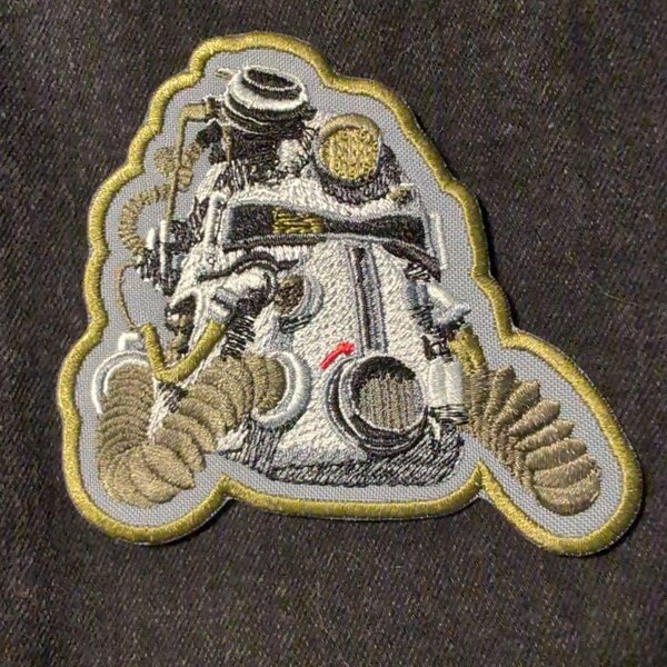 Wolf Medallion Patch, Angry Wolf Head Large and Small Jacket Amulet ...