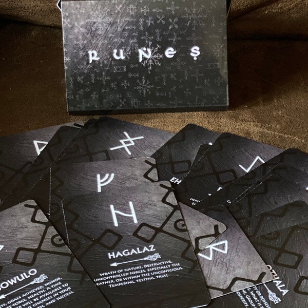 Runes Oracle - Celtic Cards - 24 Cards - Oracle - Oracle Deck - Fortune ...