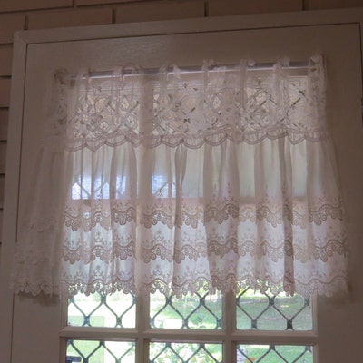 Victorian Elegance French Country Style Ruffled Lace Window Curtain ...