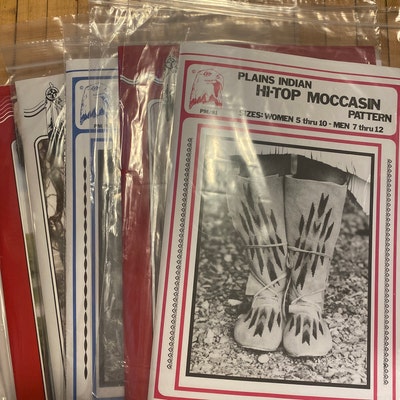 Men's & Women's Plains Indian Hi-top Moccasin Eagle's View Sewing ...