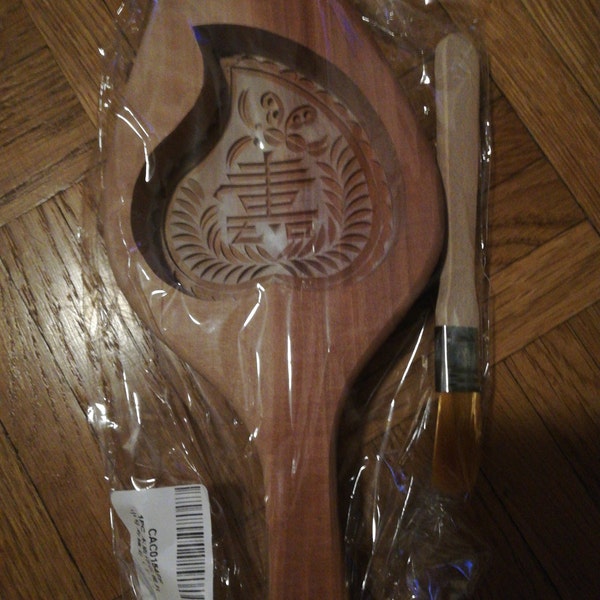 Monogram Baby Bib, Embroidered Name Baby Girl Bibs, Cute Bow Ruffle Bib ...