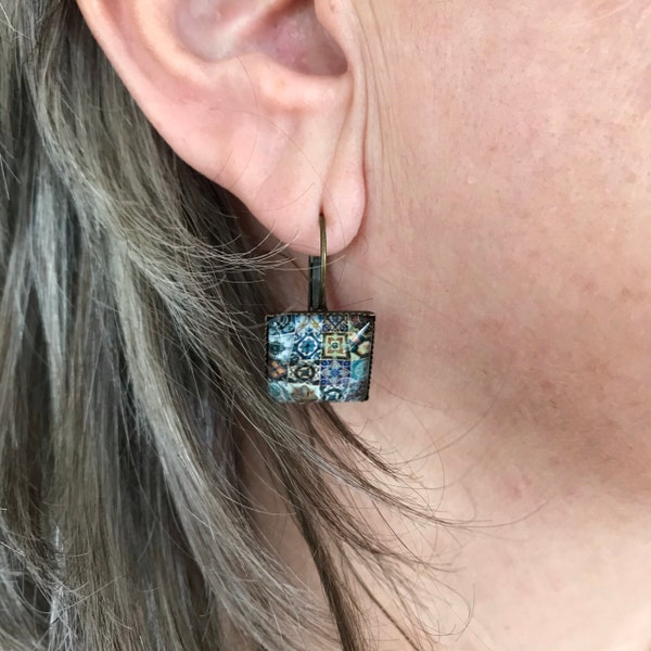 Victorian Ruffle Hand Beaded Collage Wrist Cuff Manually Stitched ...