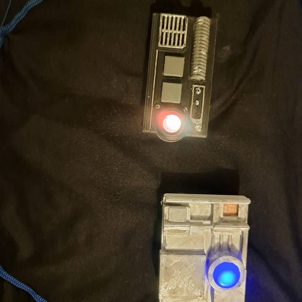 New Star Wars the Empire ID V2 Communication Badge / Comlink Greeblie ...