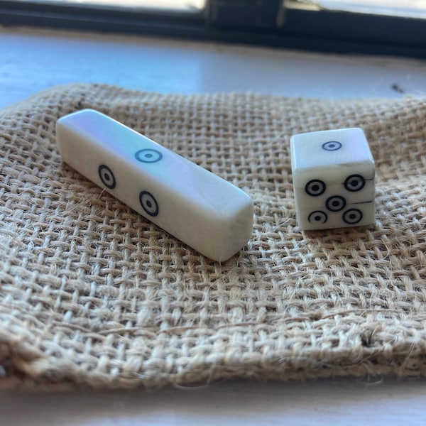 D4 Viking/medieval Historical Bone Dice Replica - Etsy
