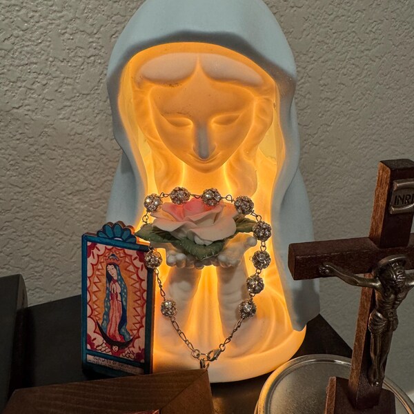 Porcelain Madonna Night Light: Holy Mary With Rose, Choice of Veil - Etsy