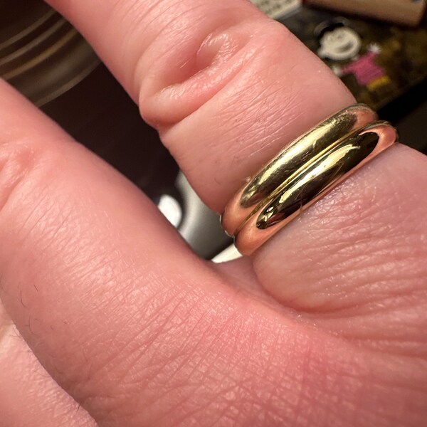 Gold Locket Ring - Customizable Keepsake Jewelry - Etsy