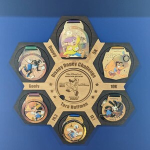 World Marathon Majors Finisher Medal Display Holder With Full - Etsy