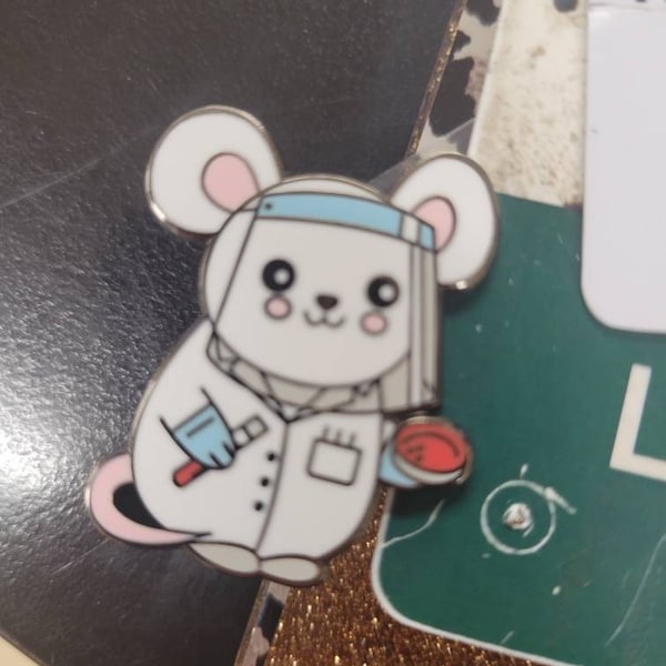 LAB RAT Hard Enamel Pin / Laboratory / Scientist / Med Lab Tech ...