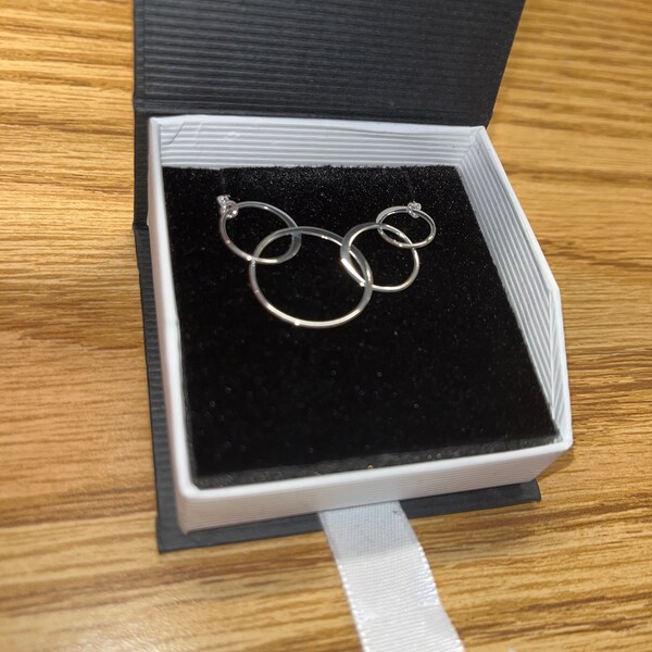 4 Circle Necklace Silver Gold Linked Circles Necklace Gift 4 Ring ...