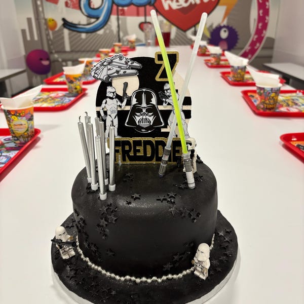WWE Wrestling Personalised Cake Topper Birthday Roman Reigns - Etsy