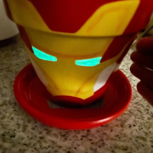 Captain America Flower Pot - Etsy