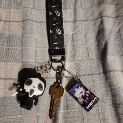 Scream Classic Horror Vhs Dvd Bluray Movie Keychain - Etsy